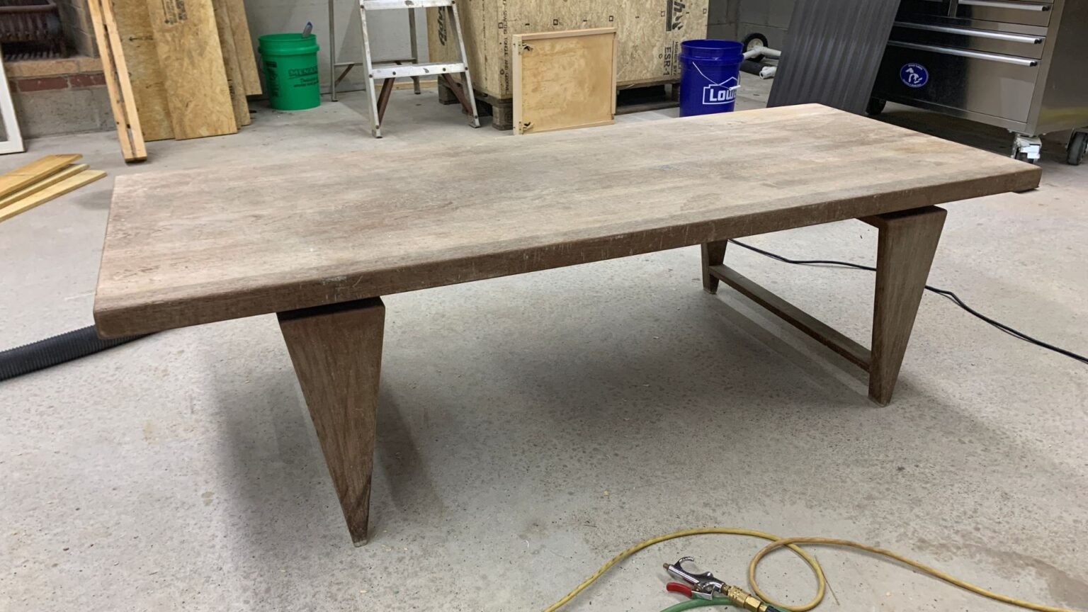 How to Work with Teak Lumber Without Damaging It